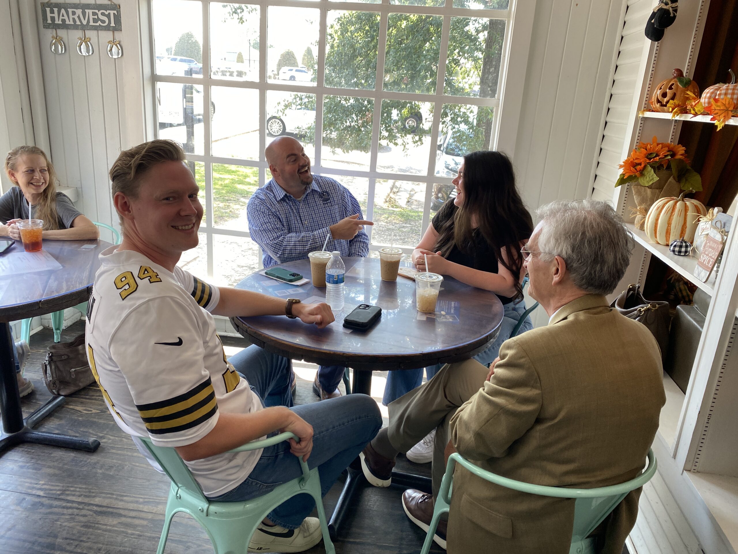 Lunch Mob brings Chamber members together at Broken Bean – Minden Press ...