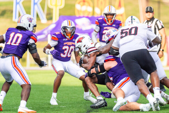 College football: Louisiana Tech looking for 6th win at Washington ...